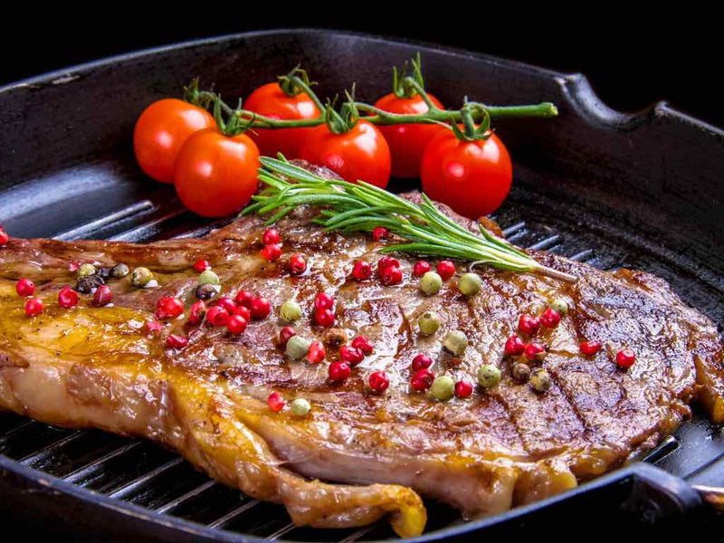 Cast Iron Strip Steak: Unlocking Rich Flavors with Perfect Searing ...